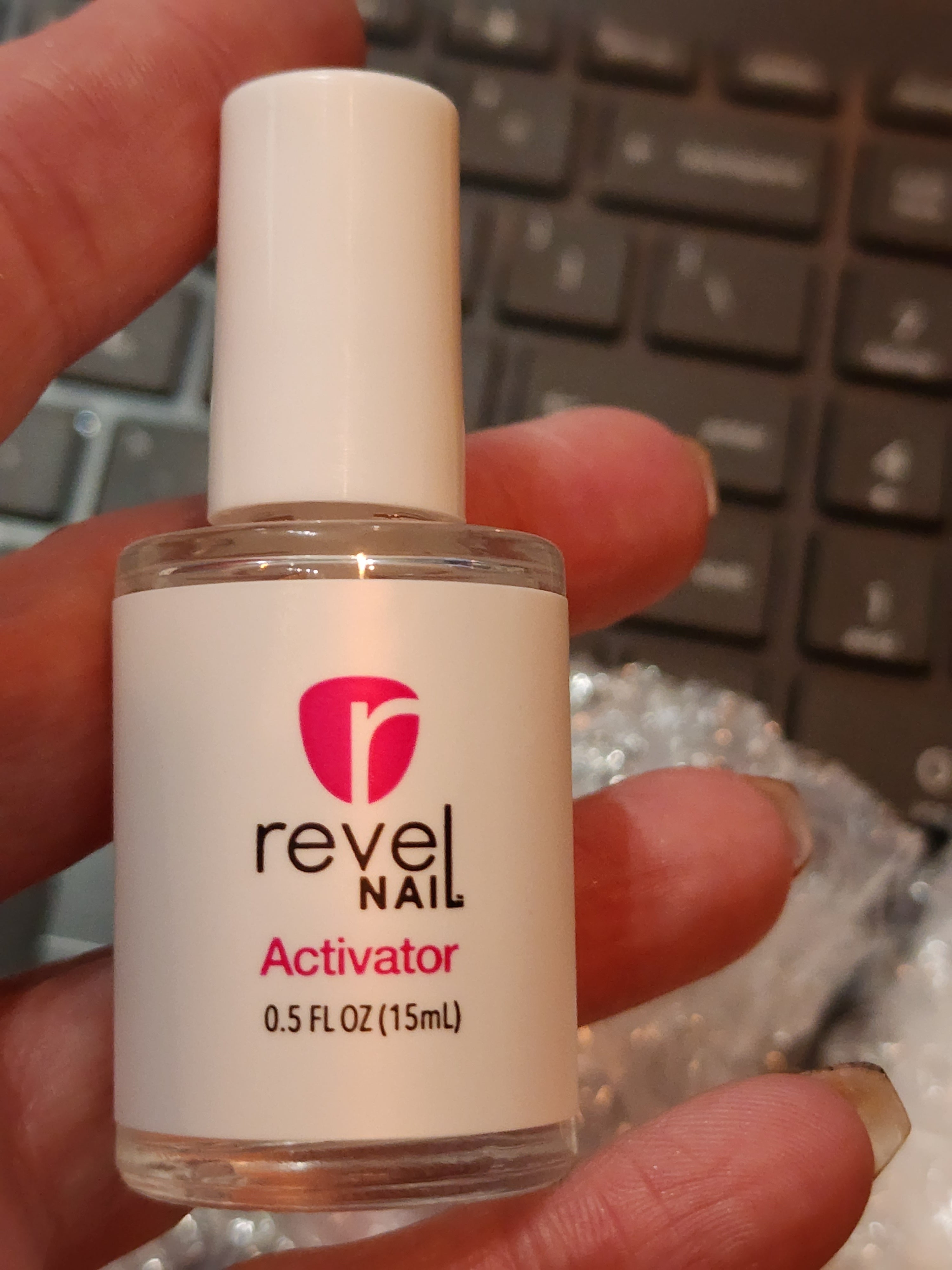 Revel Nail Activator – MOD Dips and Glitter Collection