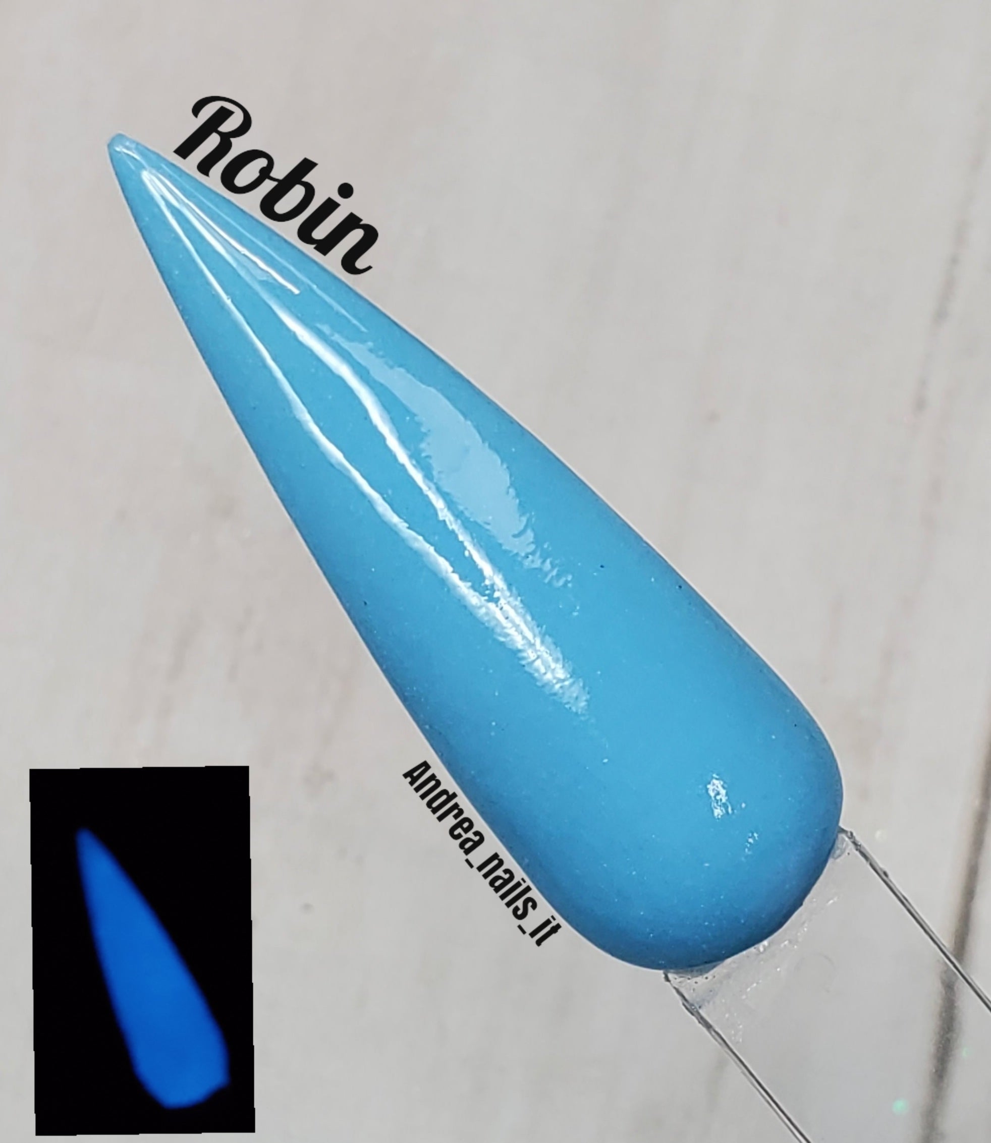 Robin (Glow) – MOD Dips and Glitter Collection